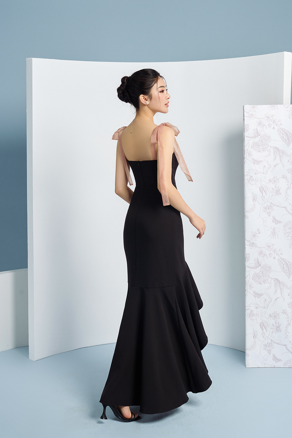 Everlee Movement Mermaid Dress with Organza Ribbon Straps in Classic ...