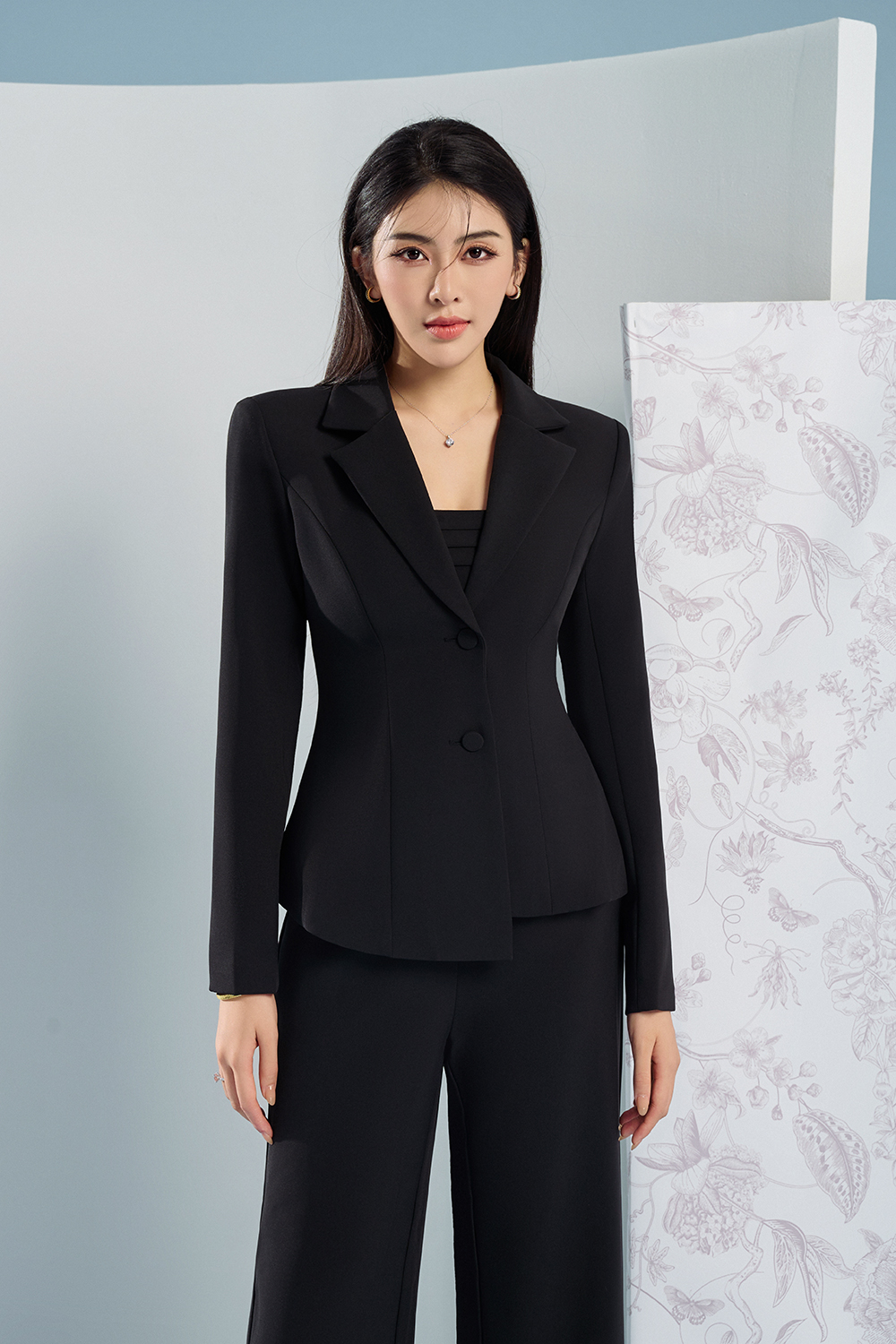 Mya Pleated Jumpsuit in Classic Black | Chello