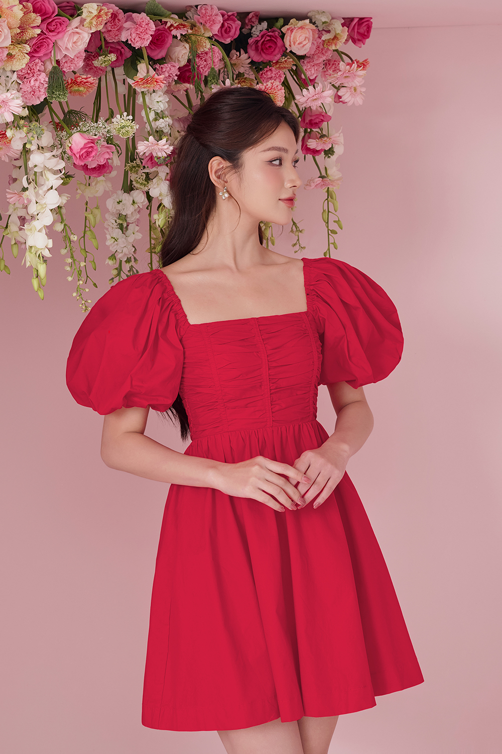 Daphne Ruched Puff Mini Dress in Red | Chello