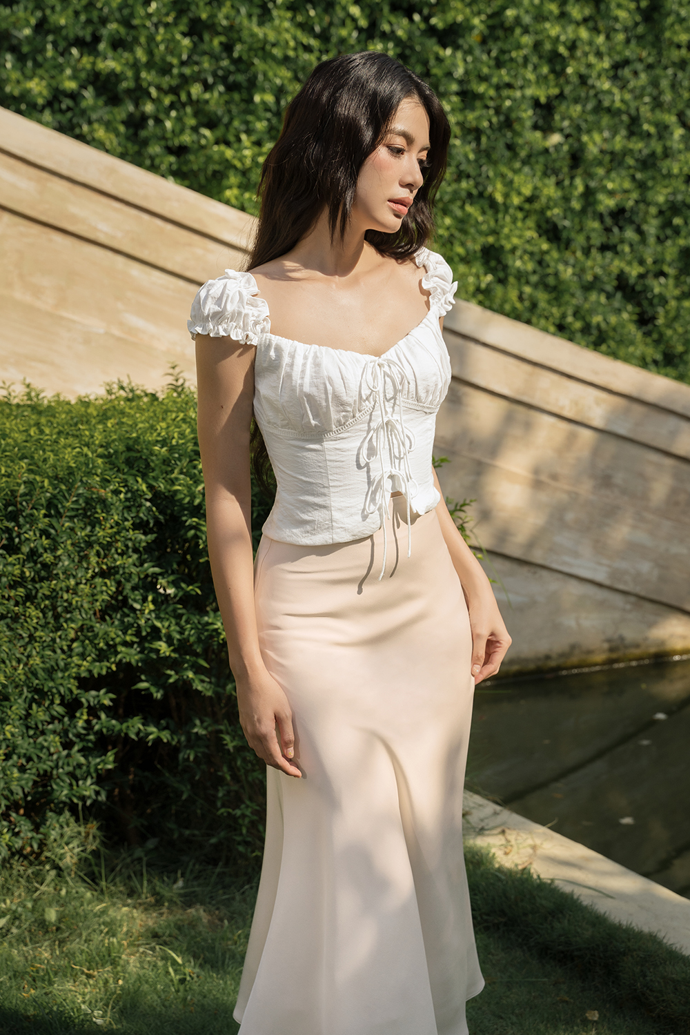 Rochelle Cap Sleeves Ruched Bust Top in Iconic White | Chello