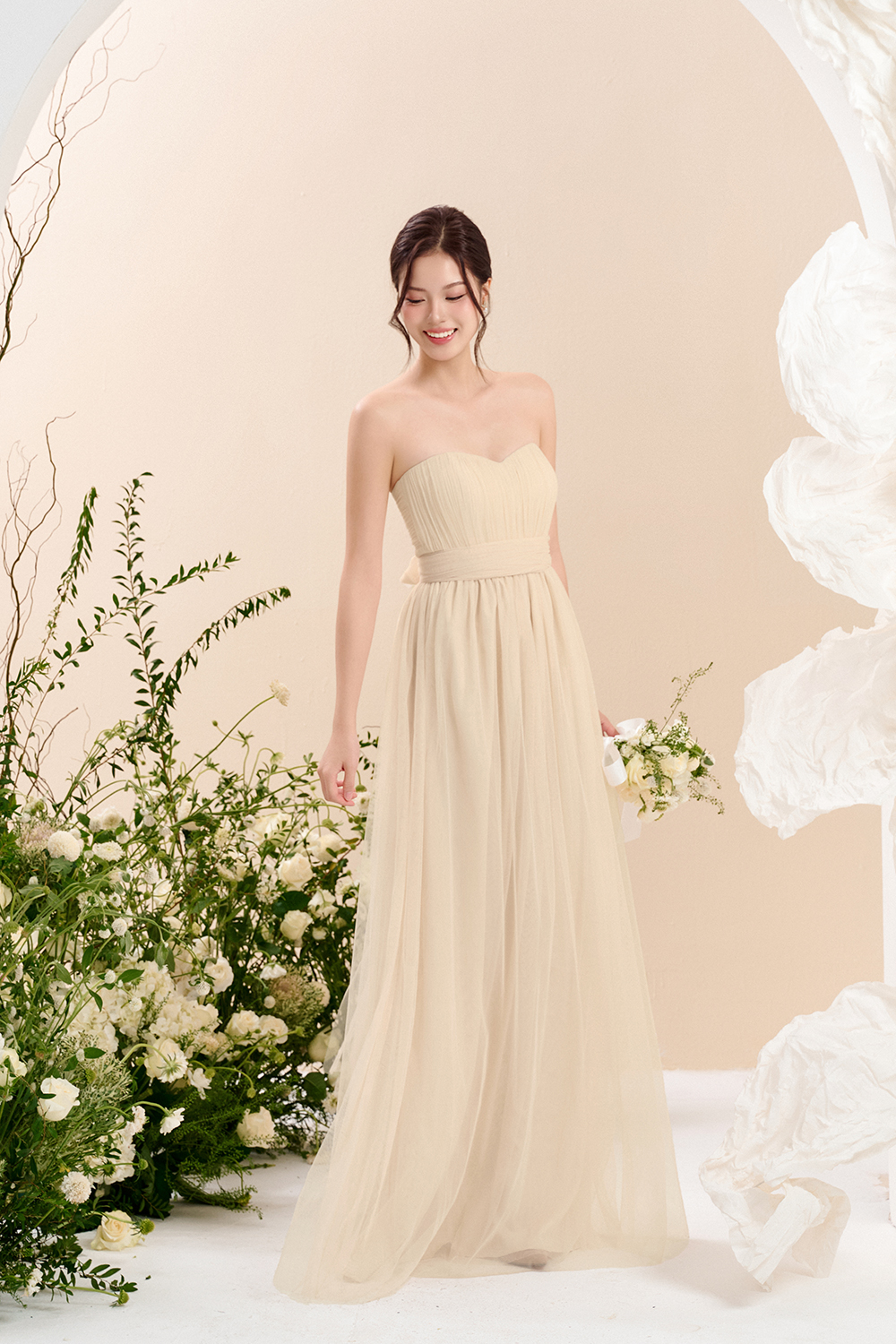 Harlow Infinity Maxi Dress in Chantilly Cream | Chello