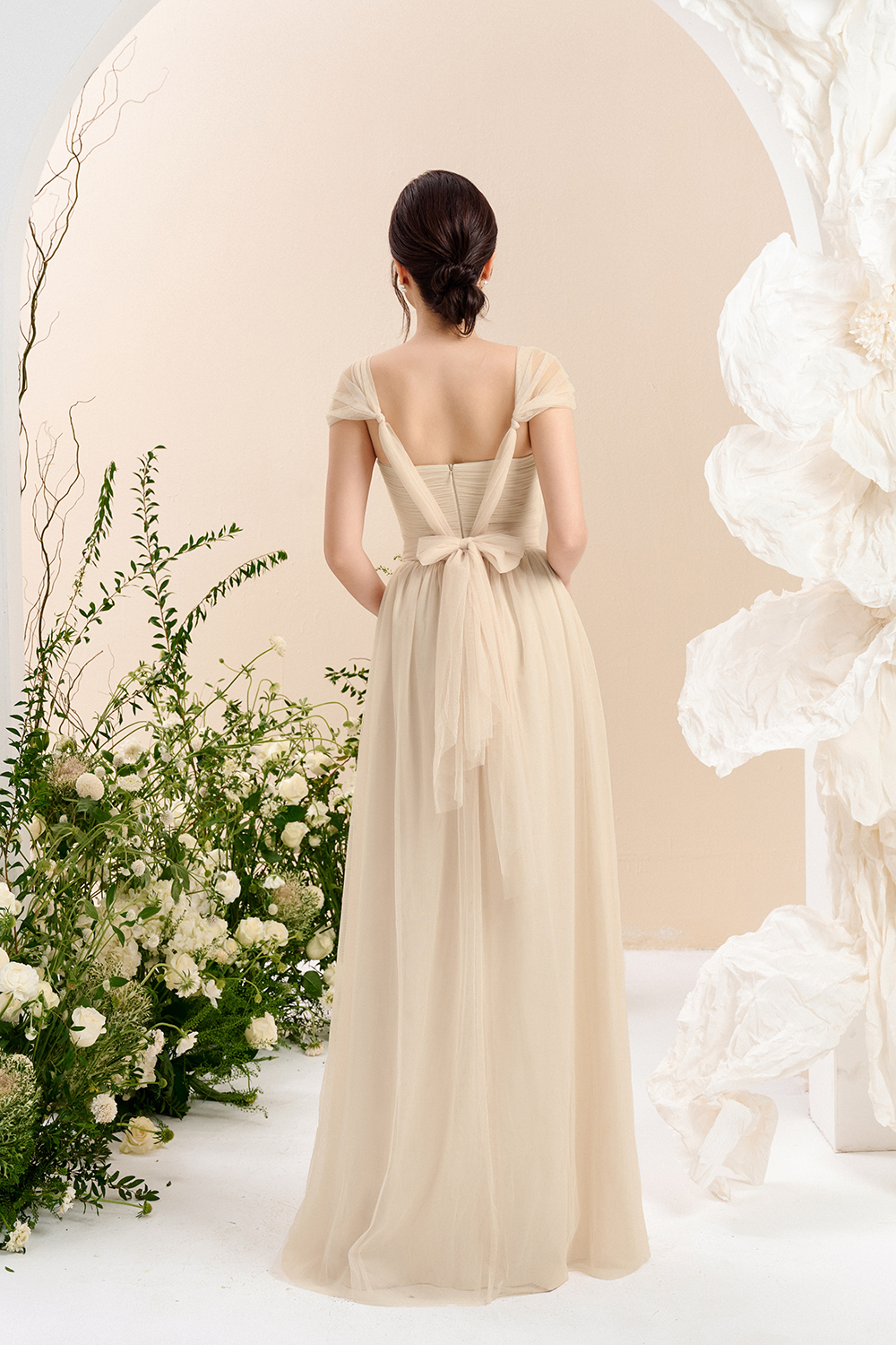 Harlow Infinity Maxi Dress in Chantilly Cream | Chello