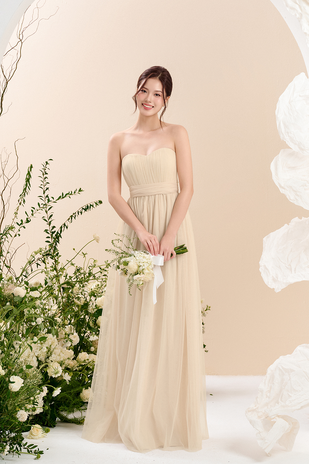 Harlow Infinity Maxi Dress in Chantilly Cream | Chello