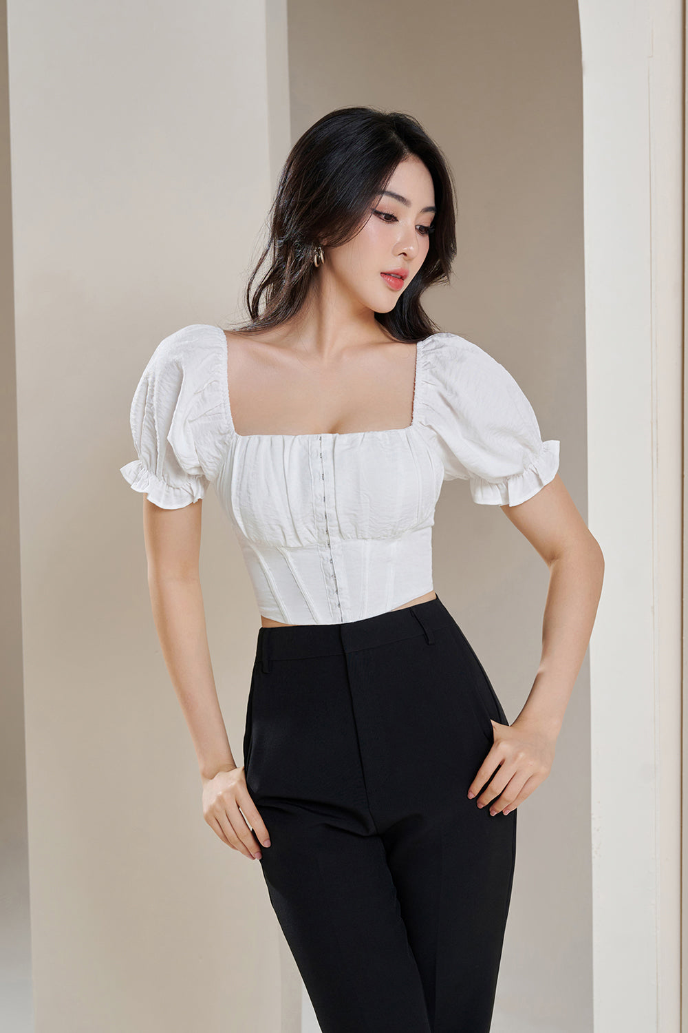 Chelsea Puff Sleeves Hook & Eye Top in Iconic White | Chello